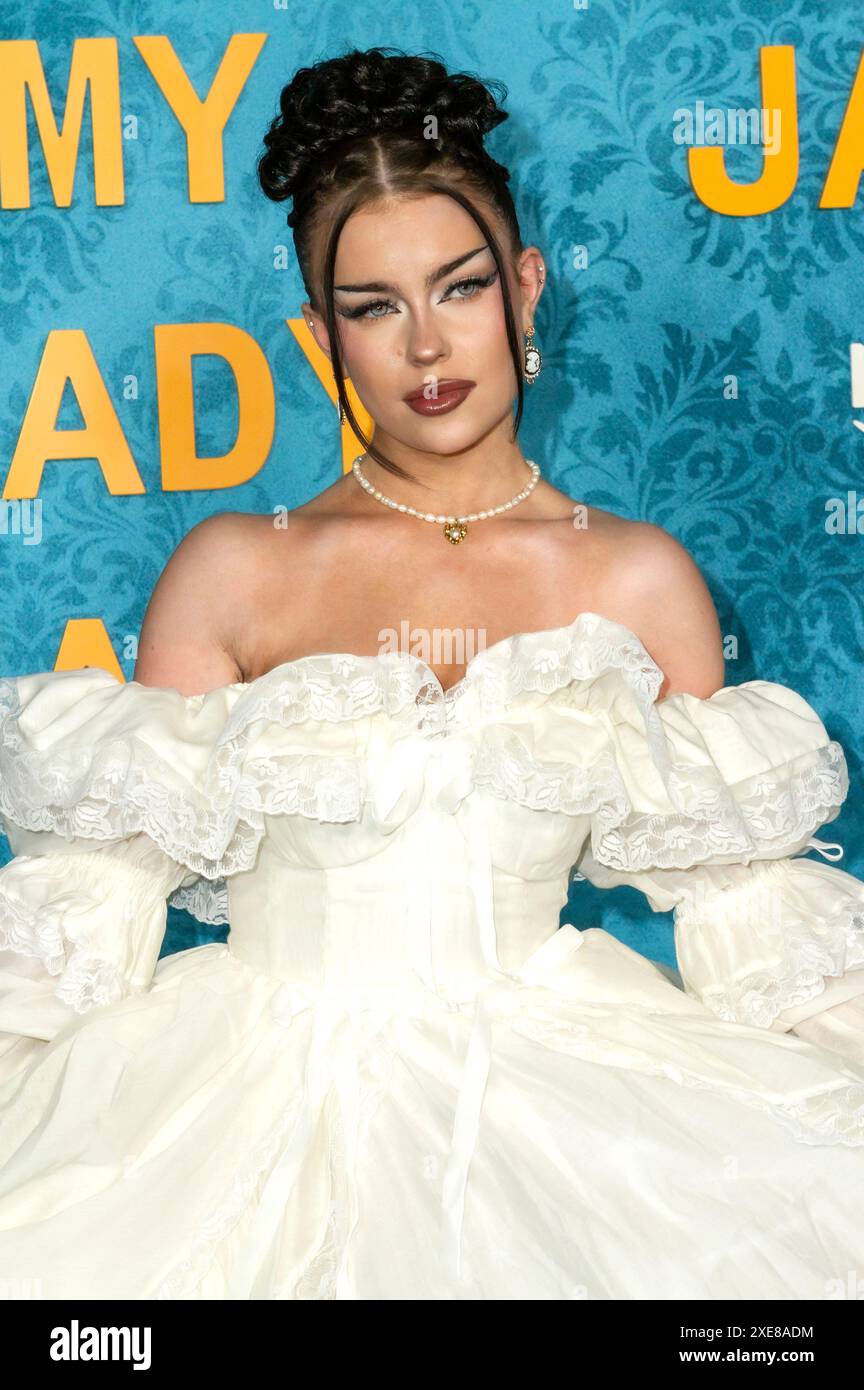 Emma Norton bei der Premiere der Amazon Prime Video Serie 'My Lady Jane ...