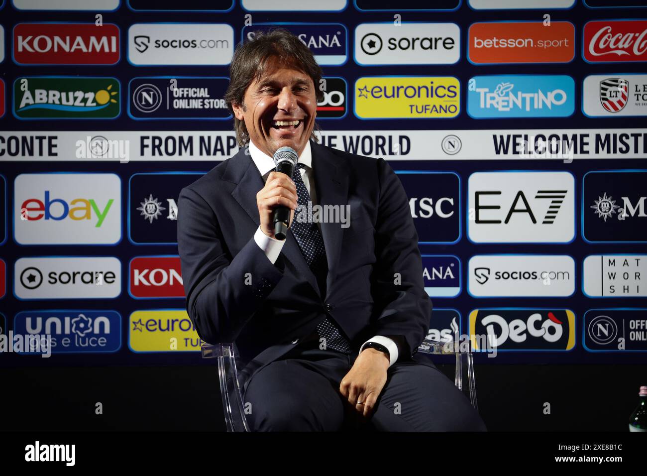 Antonio Conte new coach , presentation of the new SSC Napoli coach ...