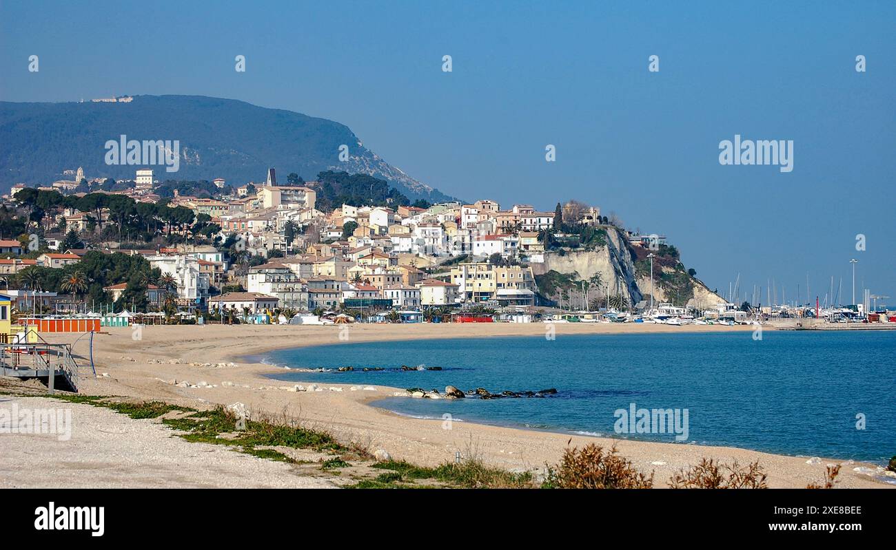 The little city of Numana with behind Mount Conero Stock Photo - Alamy