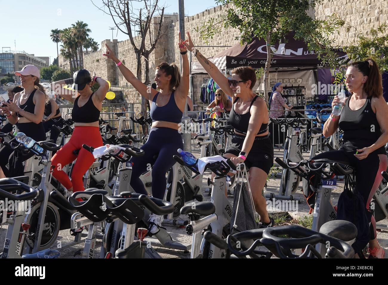 Jerusalem, Israel. 26th June, 2024. Dozens take part in the first heat ...