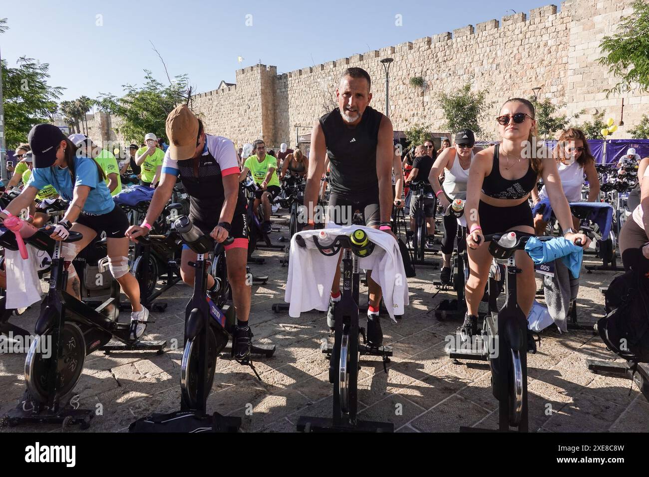 Jerusalem, Israel. 26th June, 2024. Dozens take part in the first heat ...