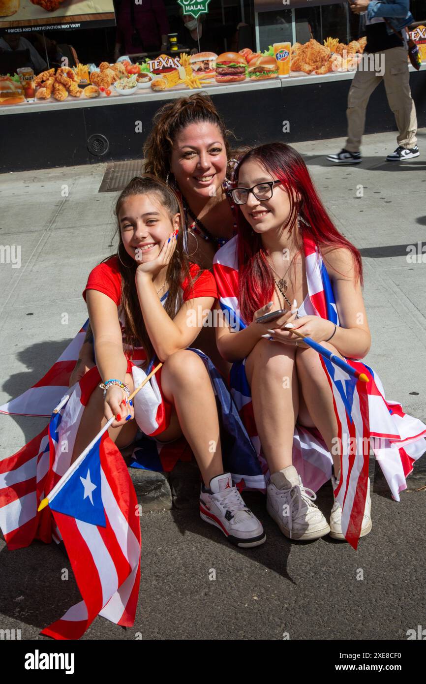 Neighborhood Puerto Rican Day Parade on 5th Avcenue in Sunset Park ...