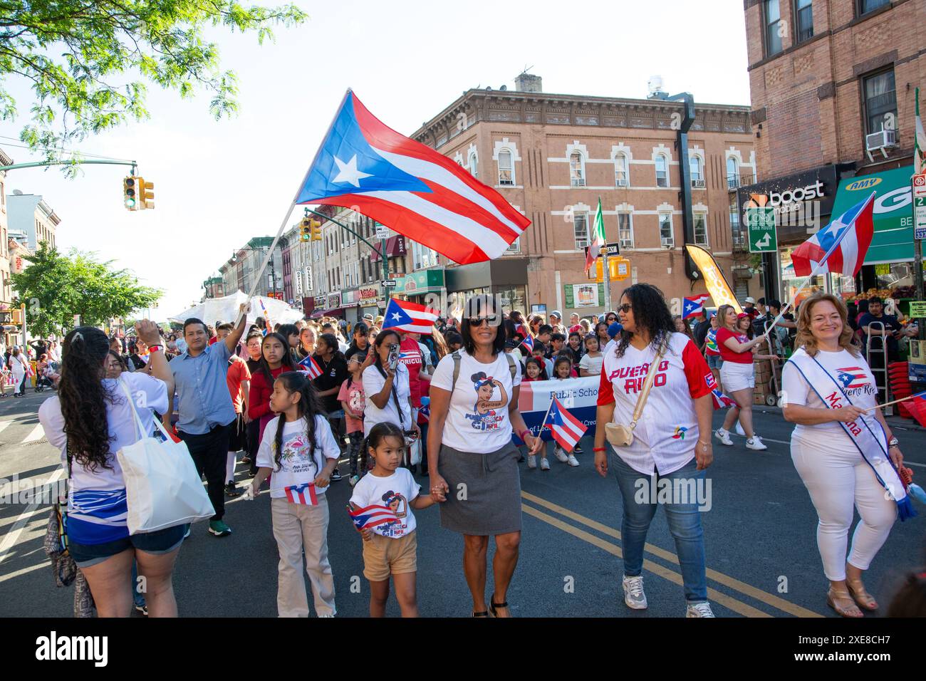 Neighborhood Puerto Rican Day Parade on 5th Avcenue in Sunset Park ...