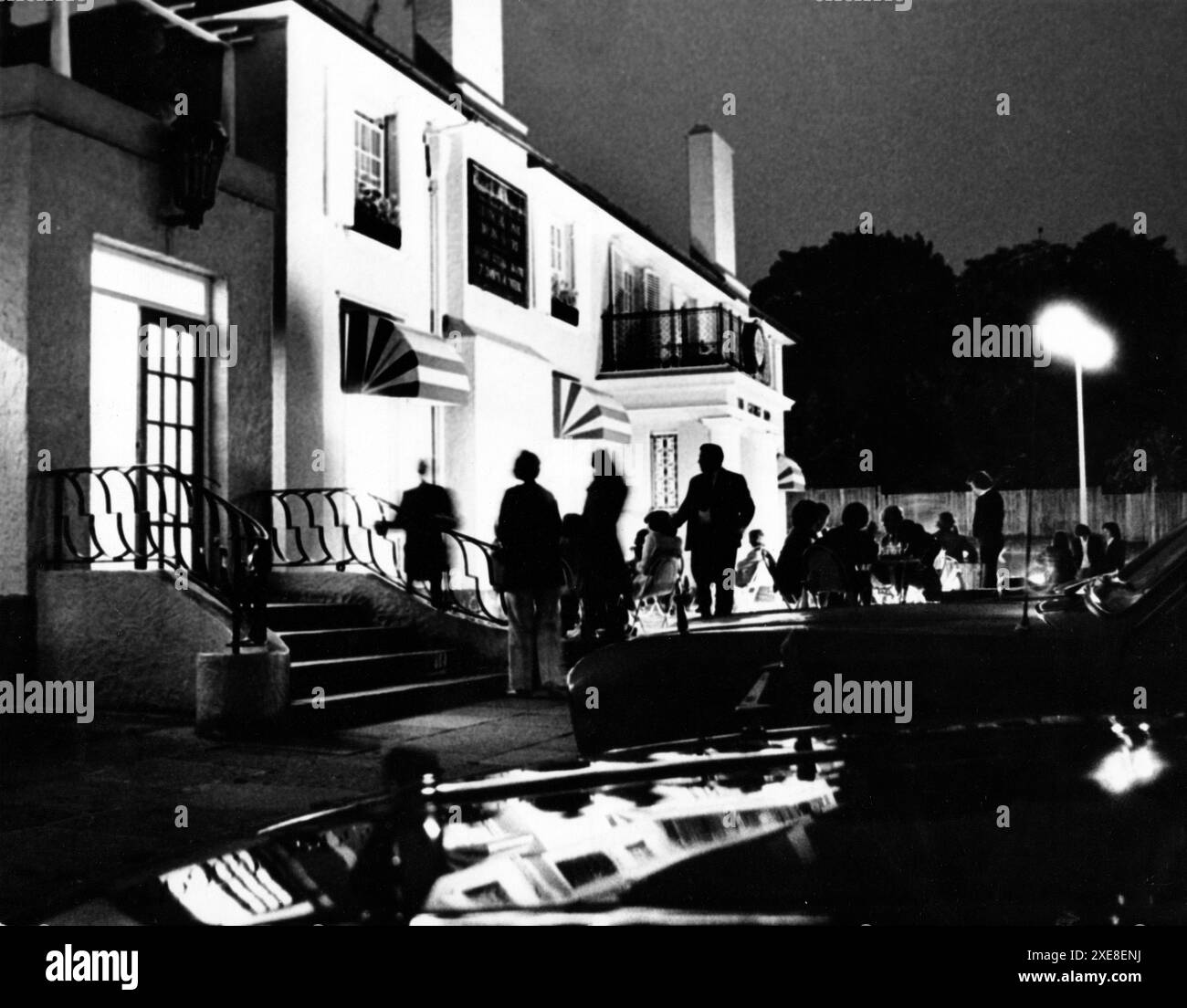 London pub life, 1966 Stock Photo - Alamy