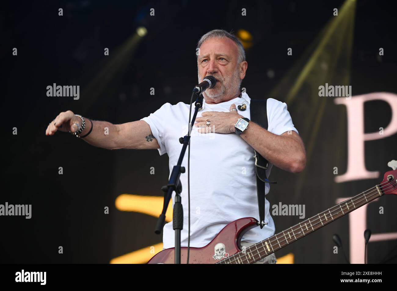 Peter Hoo and the Light Performing at Lets Rock Leeds 80s Festival 2024 ...