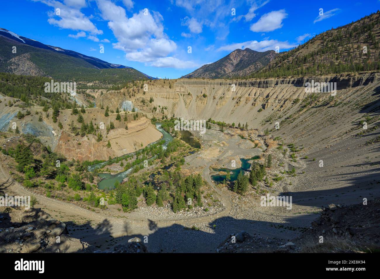 The gravel quarry at Horseshoe Bend on the Bridge RIver near Moha ...