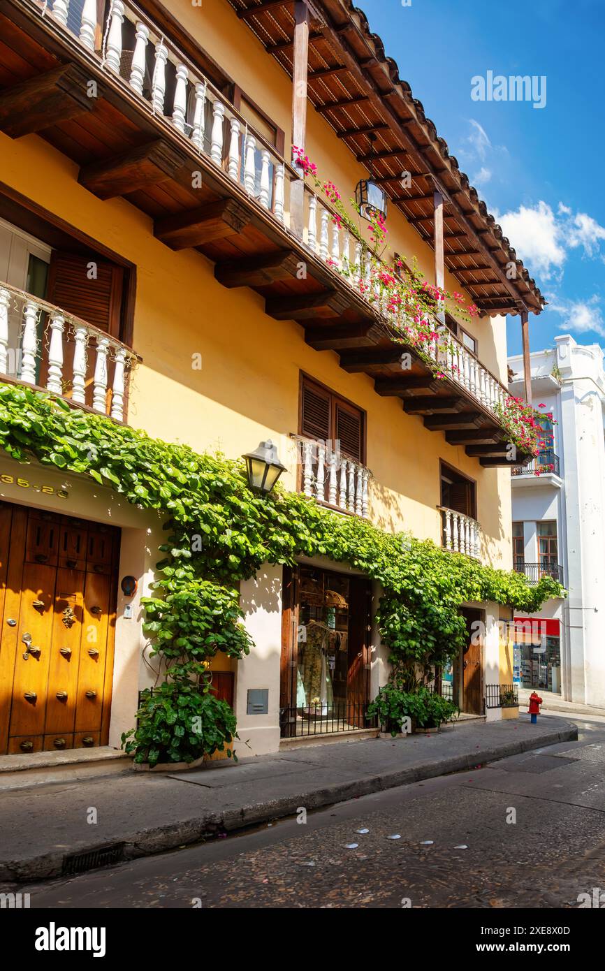 Heritage town Cartagena de Indias, beautiful colonial architecture in ...