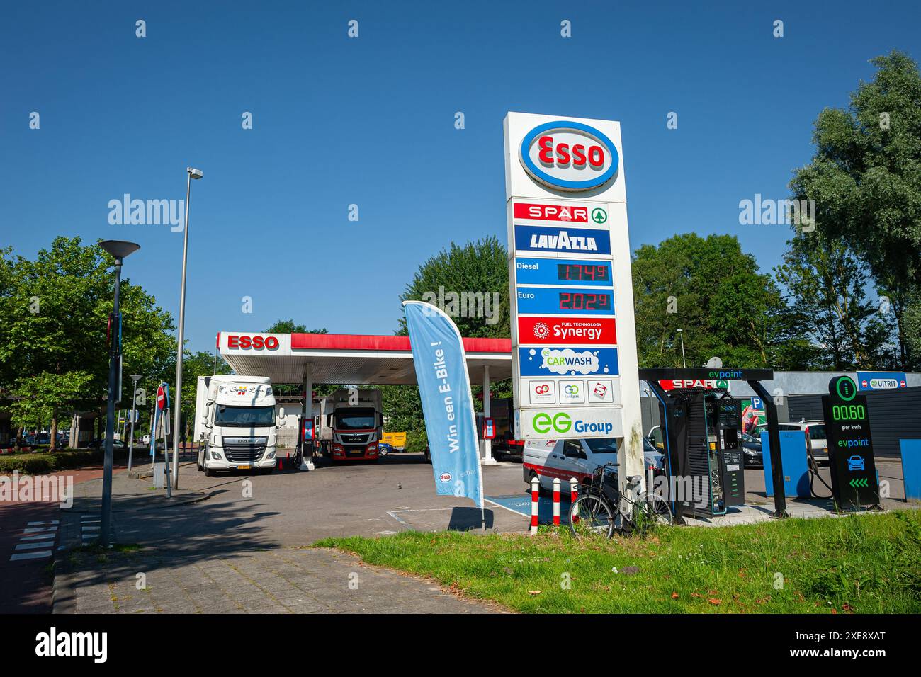 Column showing fuel prices in euro at an Esso fuel station in Rotterdam ...