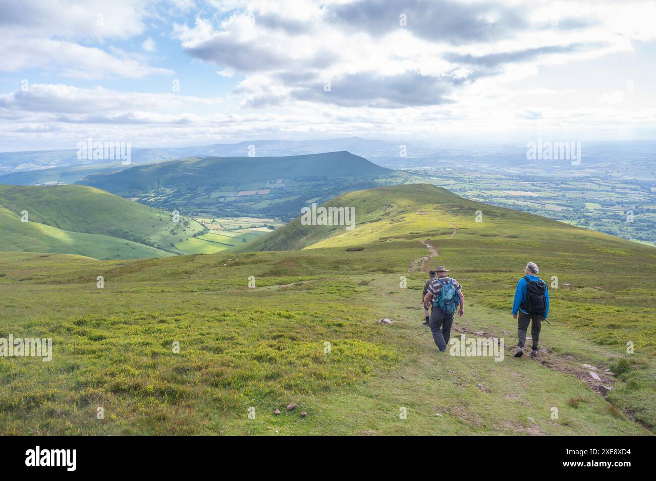 Dragon’s back path hi-res stock photography and images - Alamy