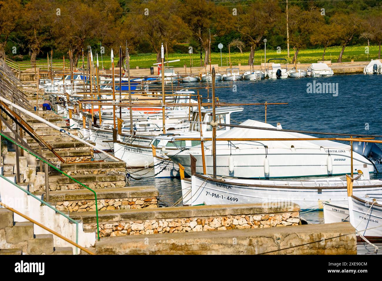 Traditional small boat pier Stock Photo - Alamy
