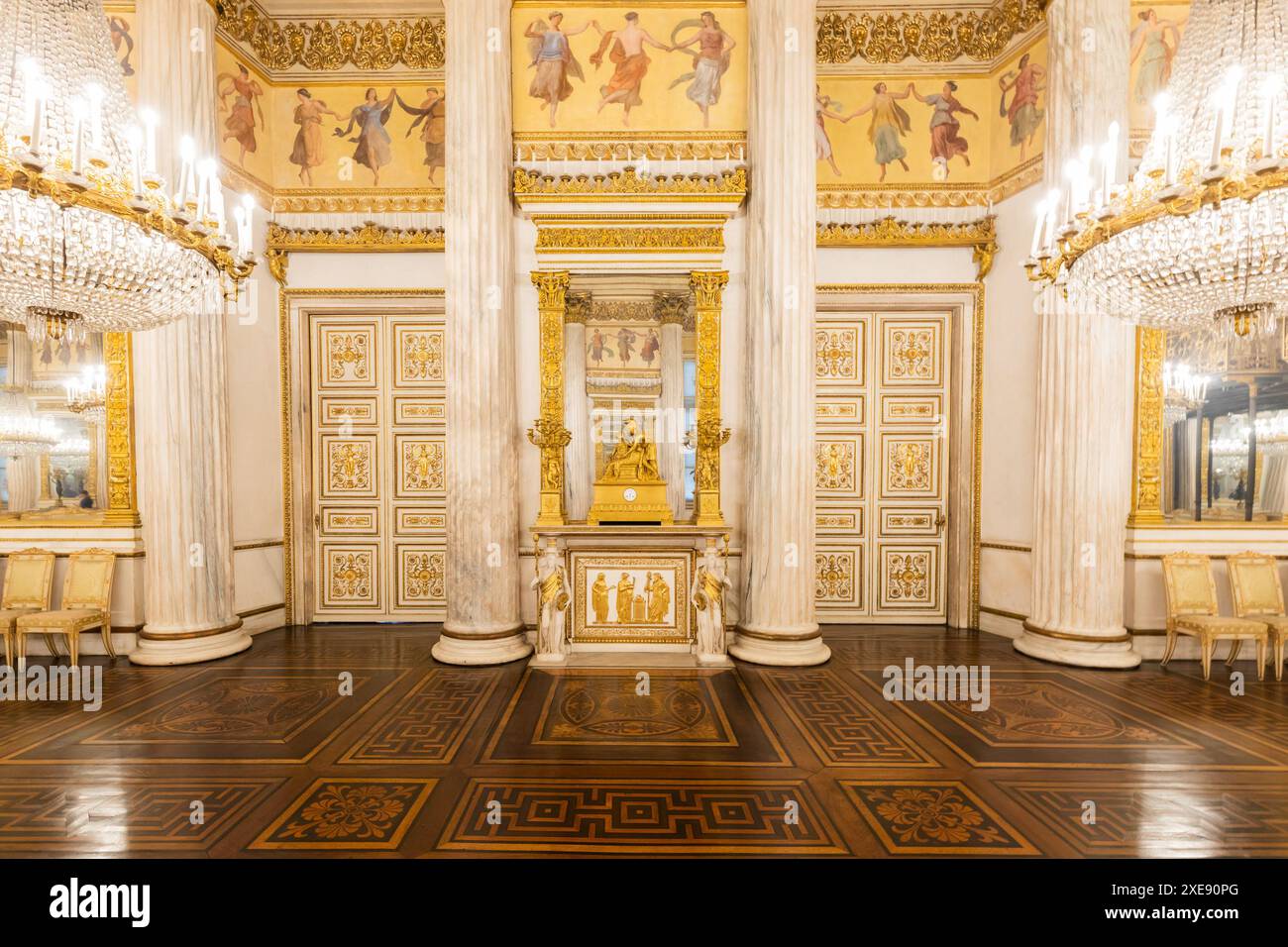 Royal hall ballroom hi-res stock photography and images - Alamy