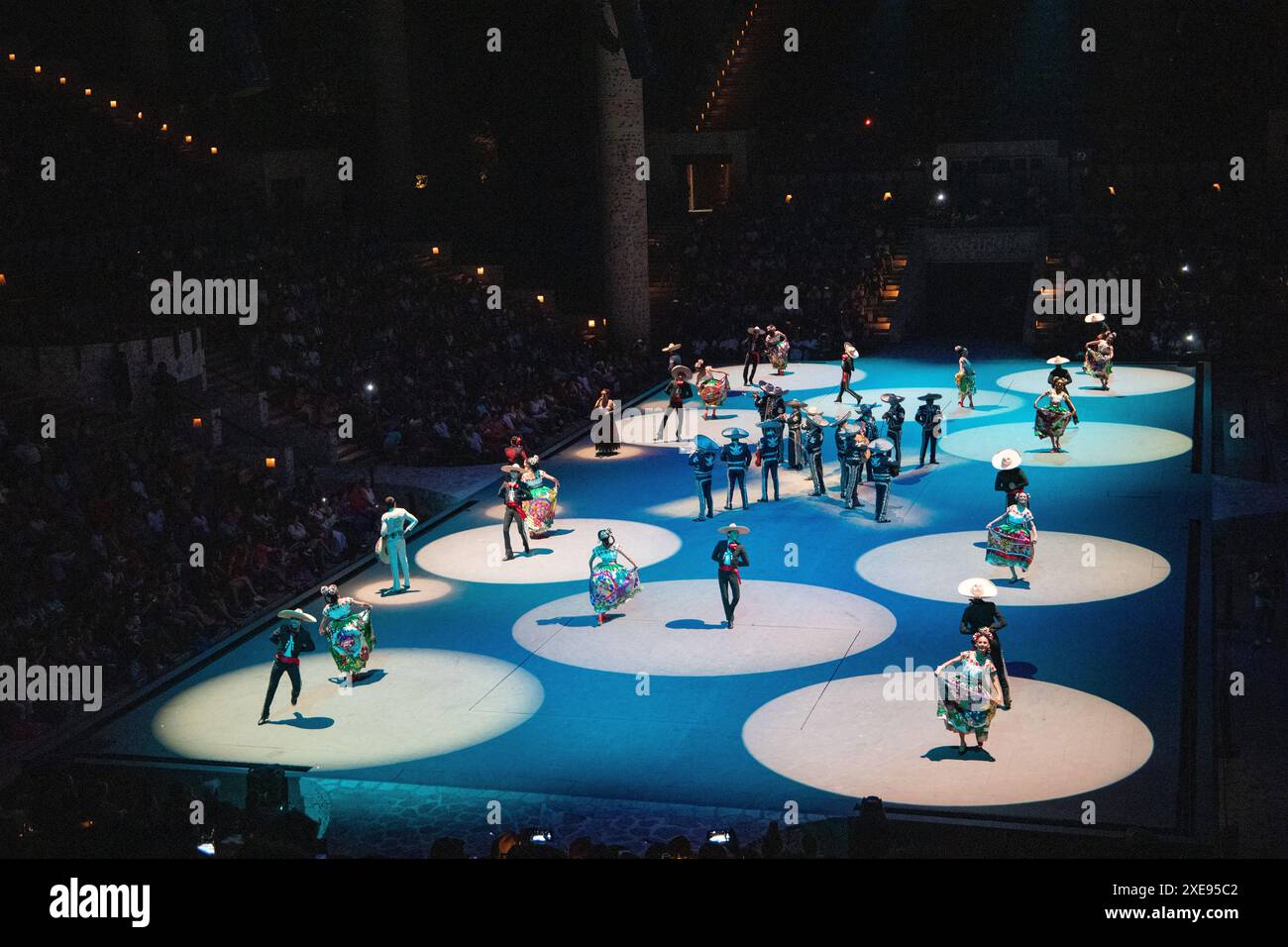 Folk dance competition hi-res stock photography and images - Alamy