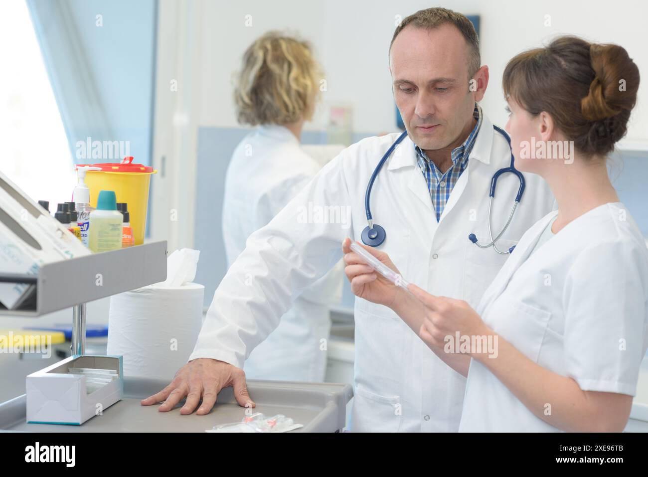 portrait of two doctors talking Stock Photo - Alamy