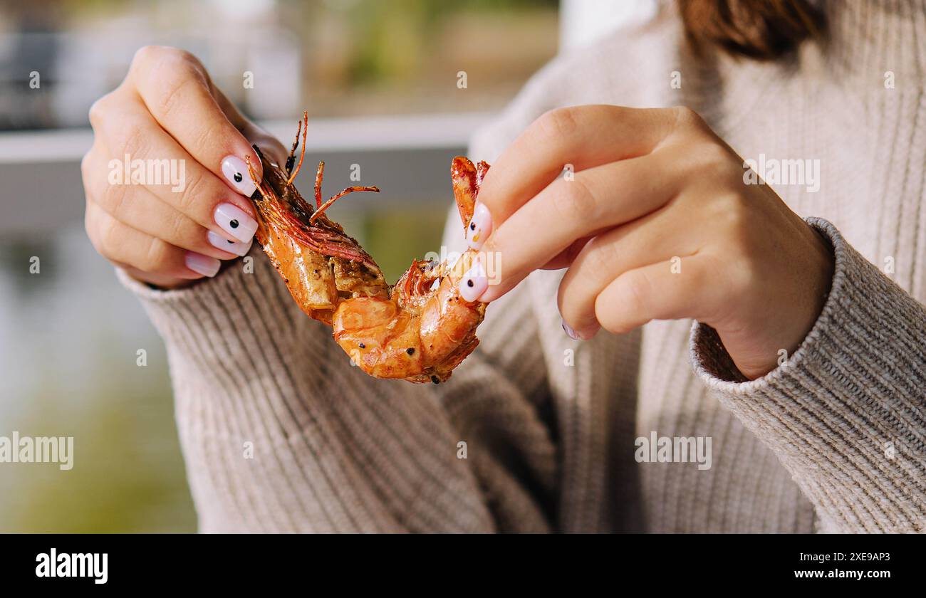 King tiger prawn hi-res stock photography and images - Alamy