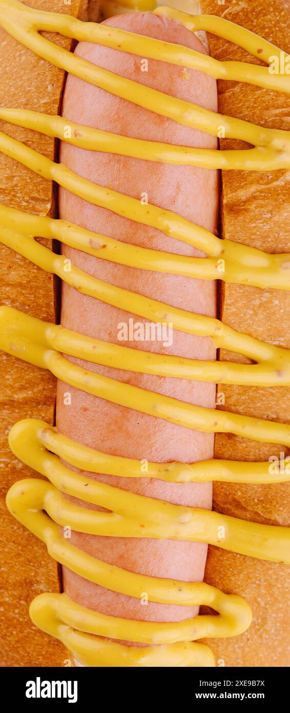 Hot dog and mustard hi-res stock photography and images - Alamy