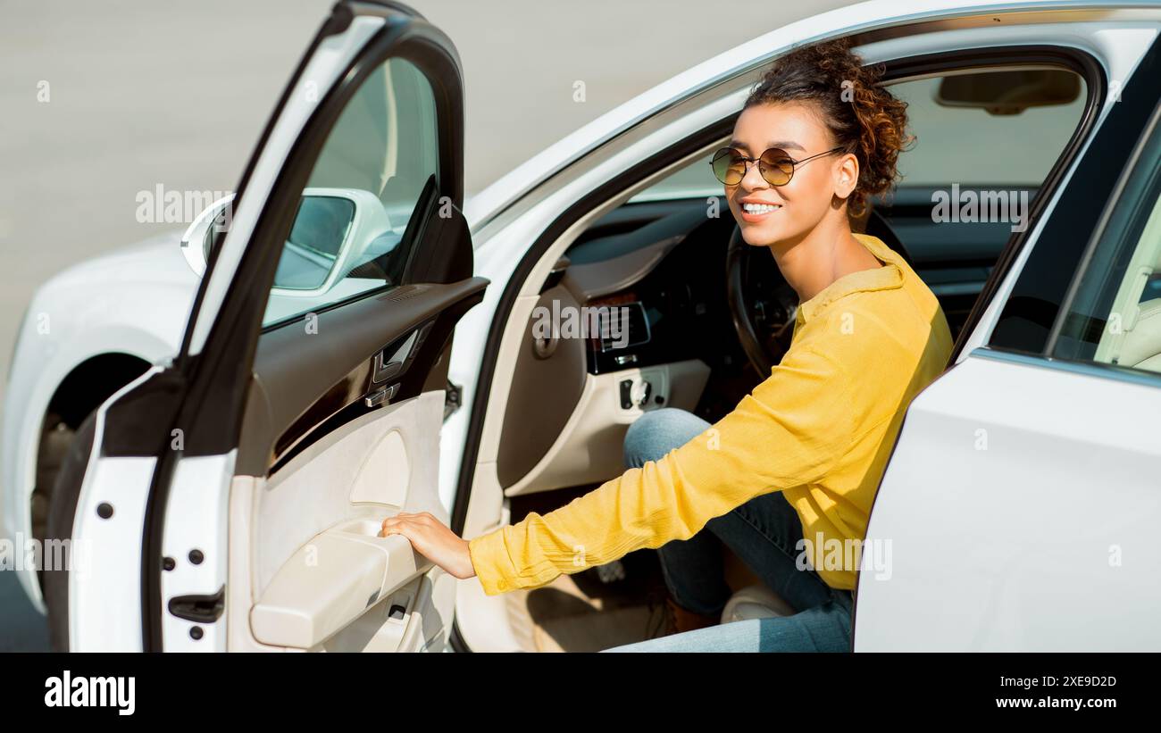 African woman hair model bun hi-res stock photography and images - Alamy