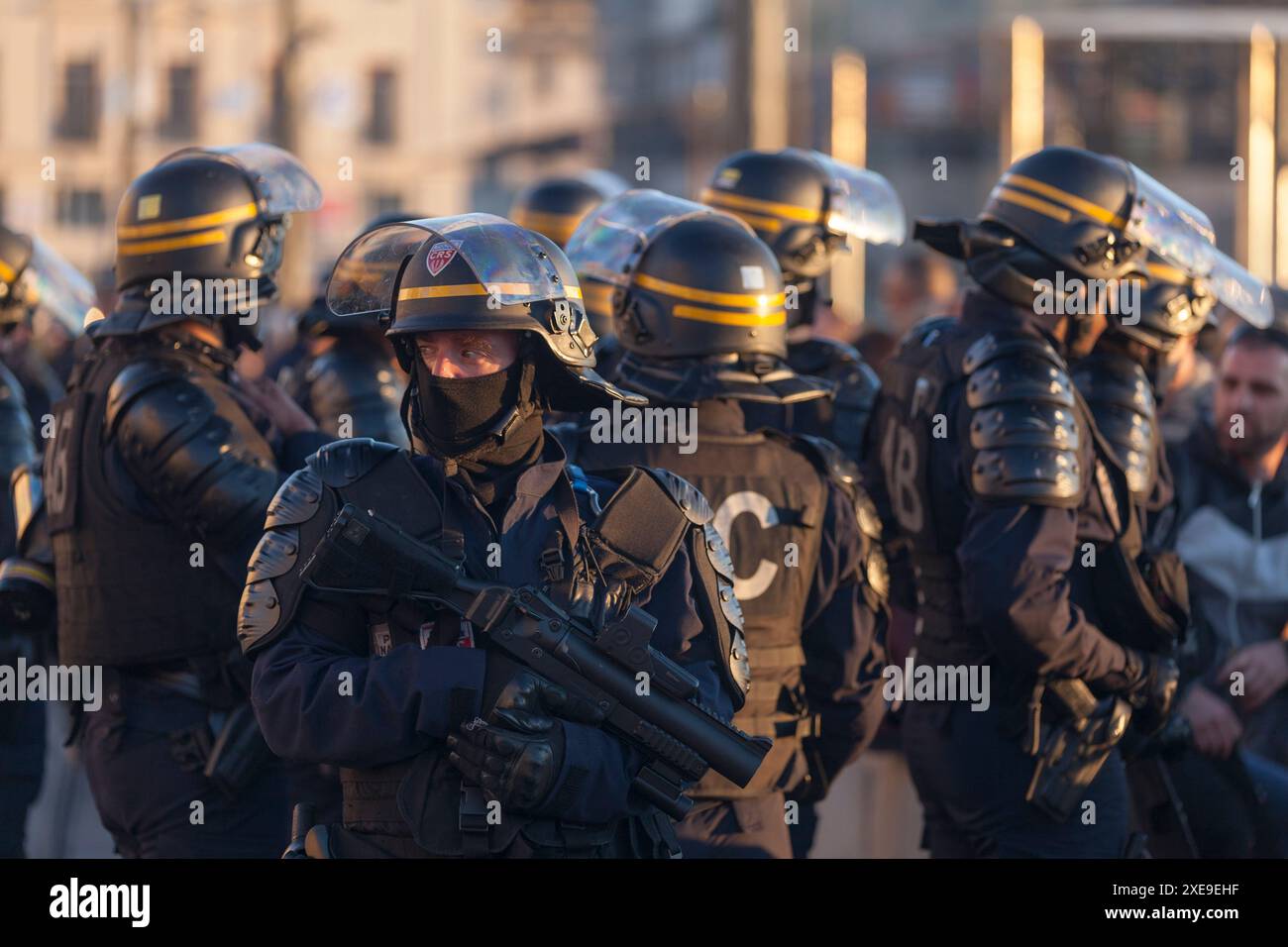 Defensive bullet launcher hi-res stock photography and images - Alamy