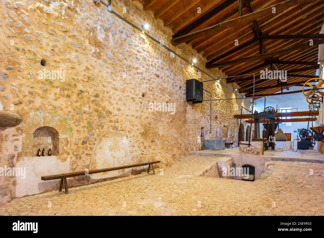 Traditional olive oil production system Stock Photo - Alamy