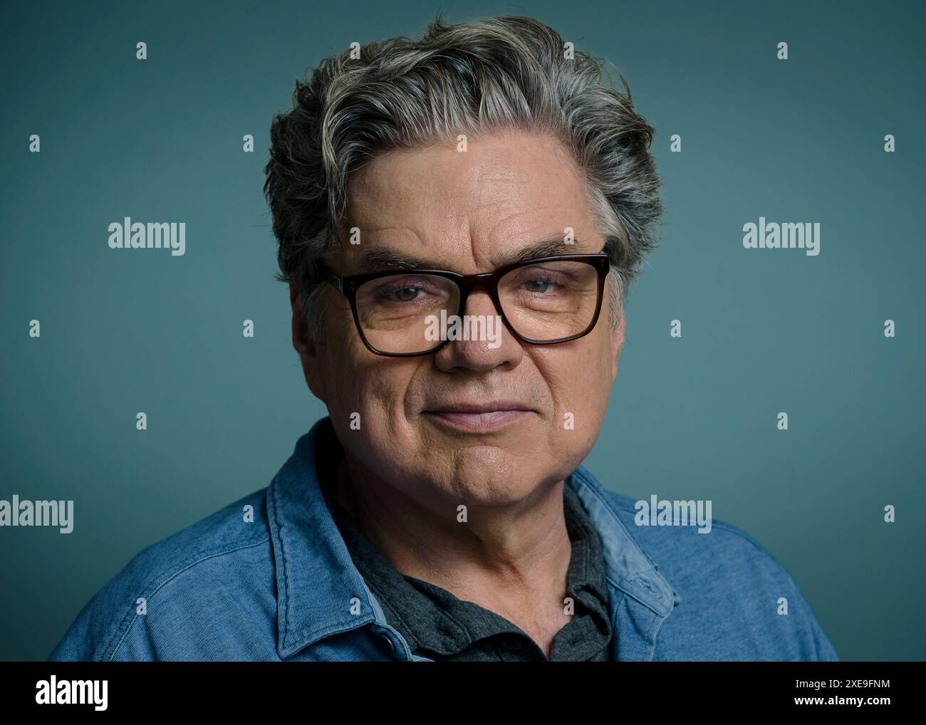 Oliver Platt 2024