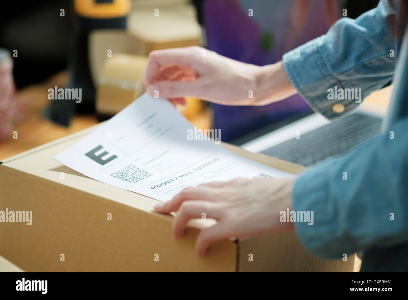 Owner parcel hi-res stock photography and images - Alamy