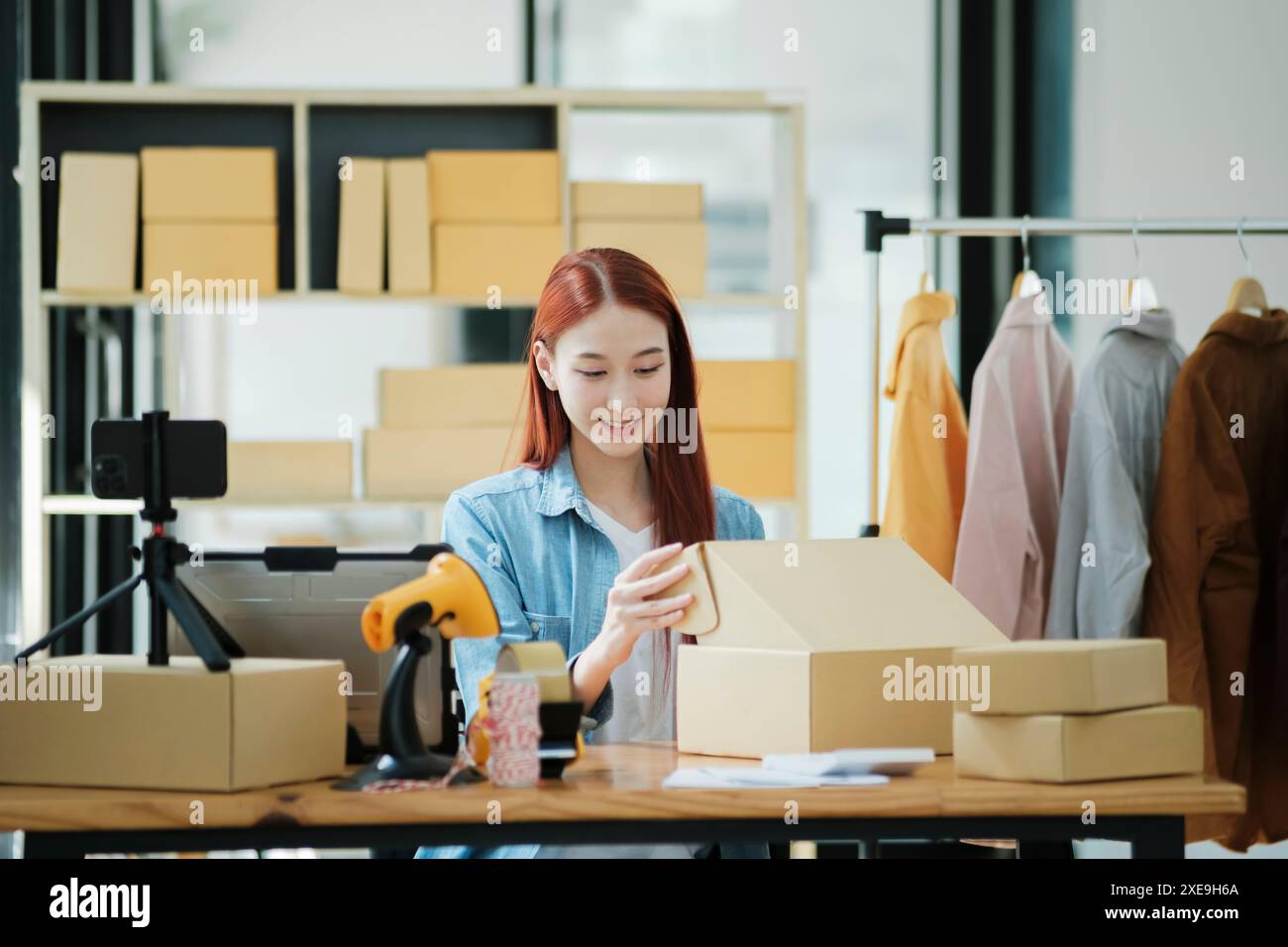 Shipment business hi-res stock photography and images - Alamy