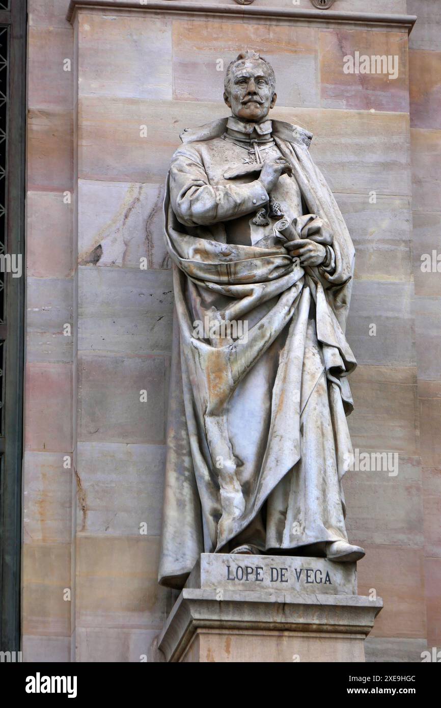 Statue of Lope de Vega in front of the Spanish National Library in ...