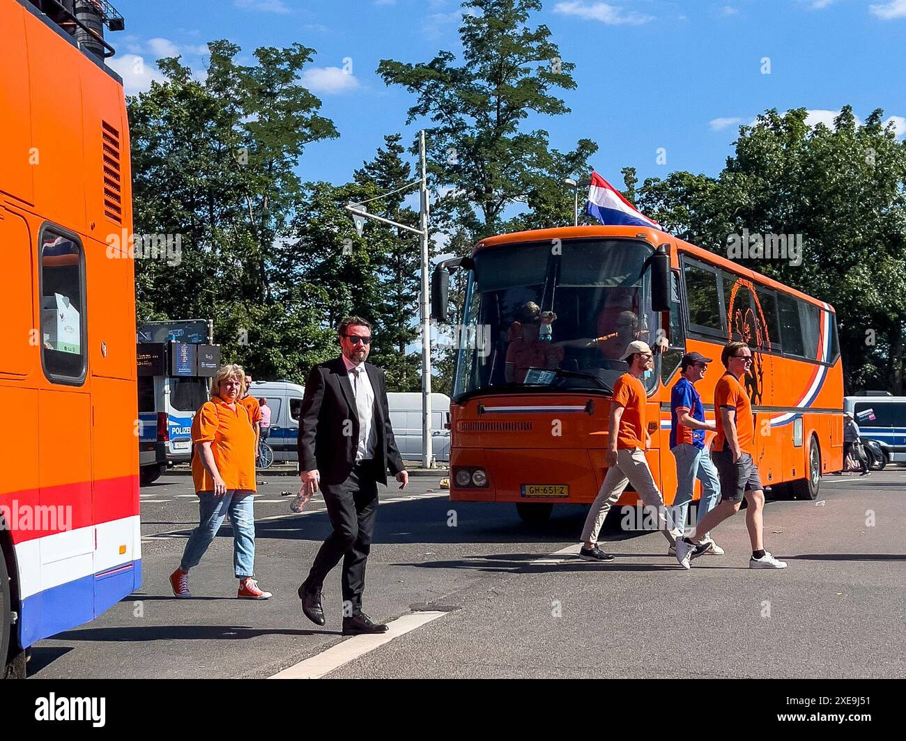 Dutch soccer fans bus hi-res stock photography and images - Alamy