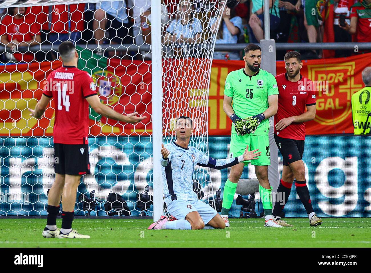 Gelsenkirchen, Niemcy. 26th June, 2024. 2024.06.26 Gelsenkirchen Pilka ...