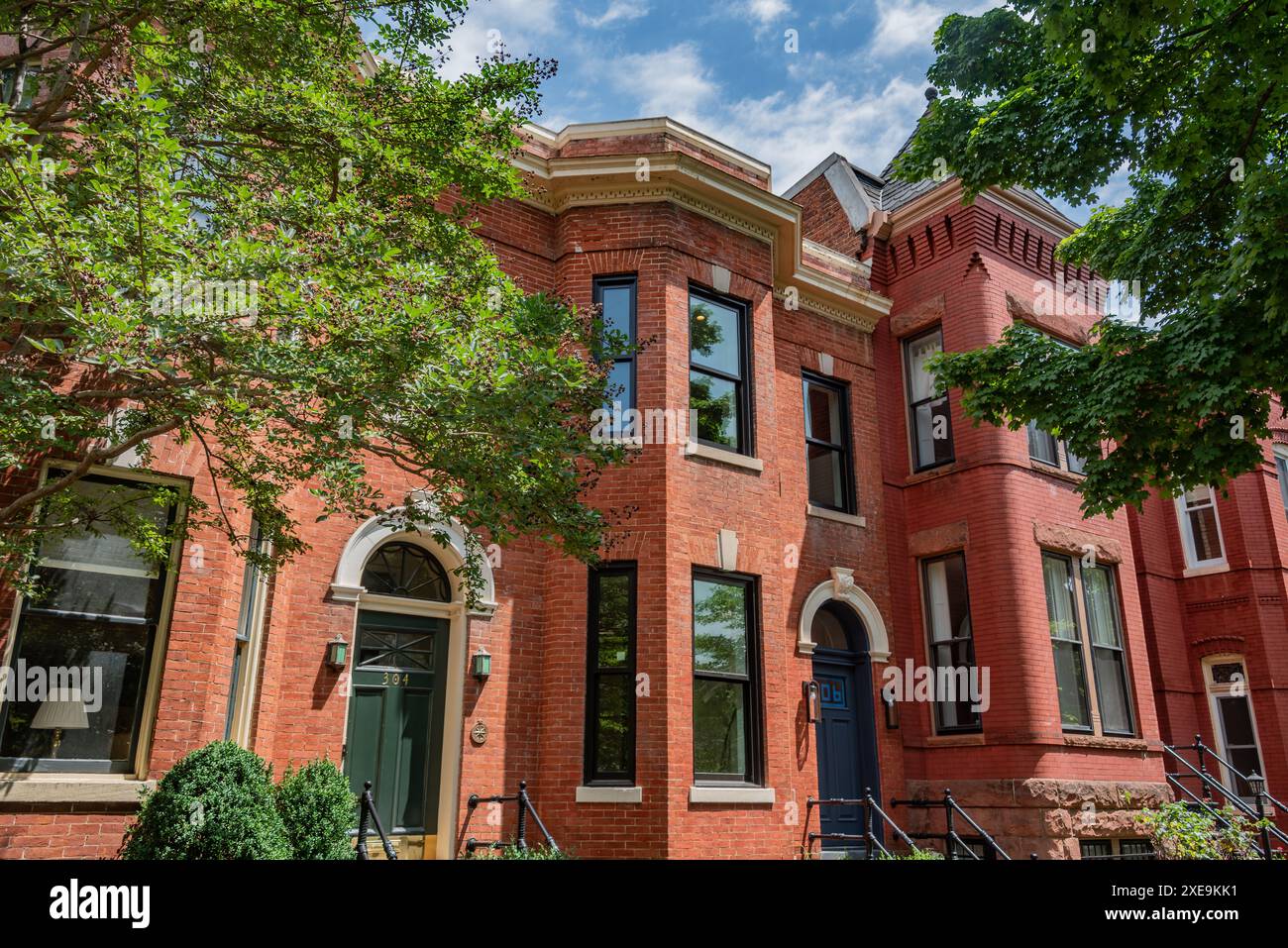 Brick Row Homes in the Capitol Hill Neighborhood, Washington DC USA ...
