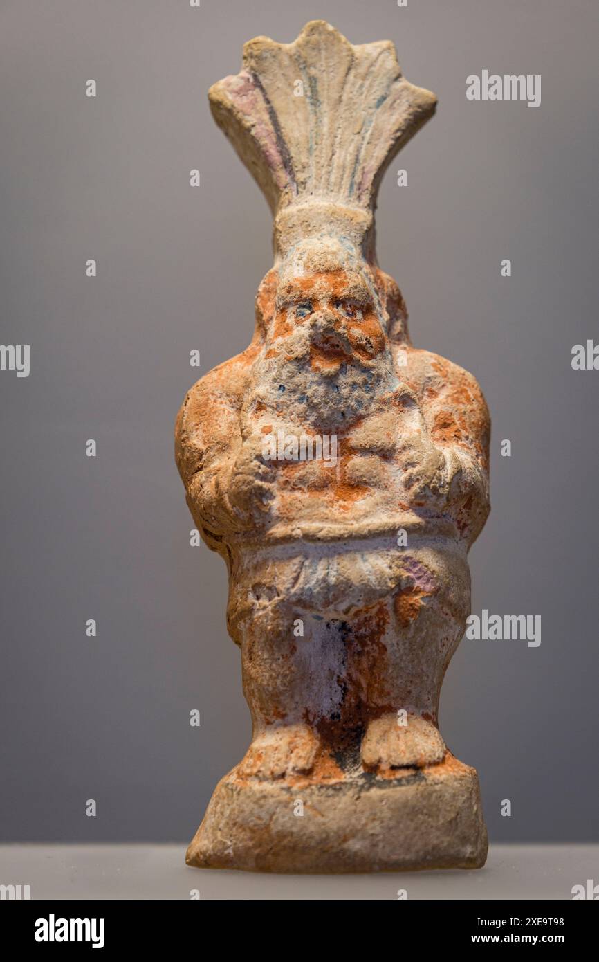 Statuette of the Egyptian god Bes Stock Photo - Alamy