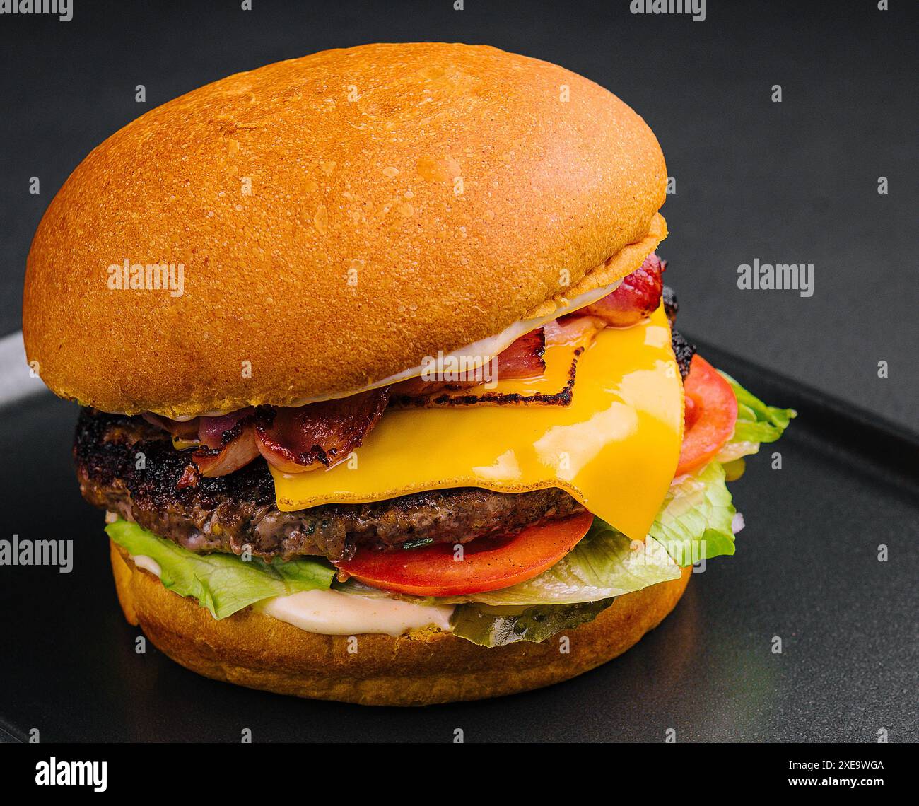 Close up juicy burger hi-res stock photography and images - Alamy