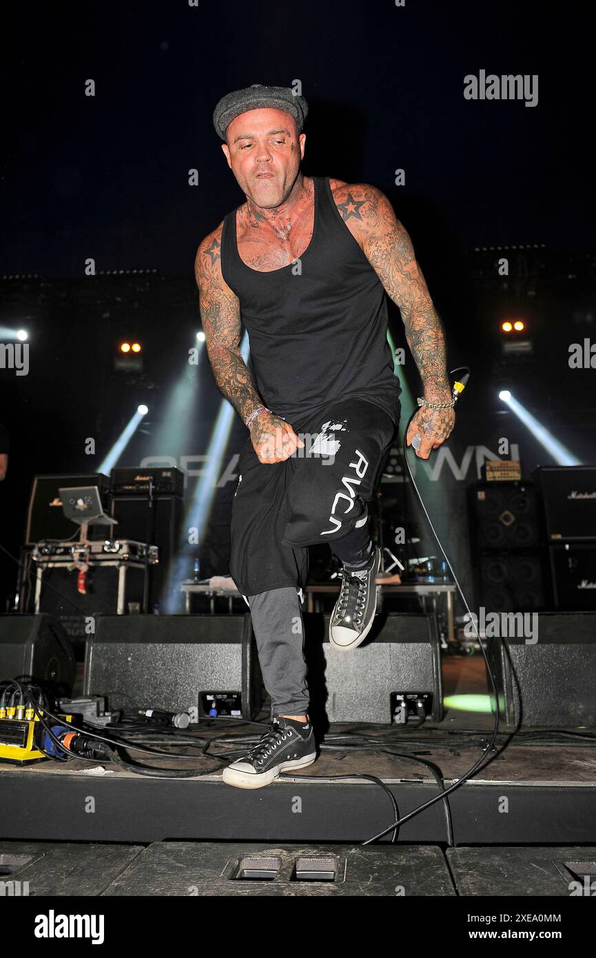 Crazy town concert hi-res stock photography and images - Alamy