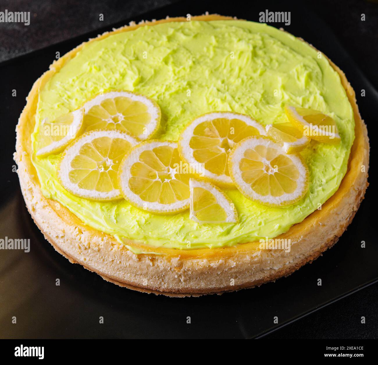 Cheesecake whole hi-res stock photography and images - Alamy