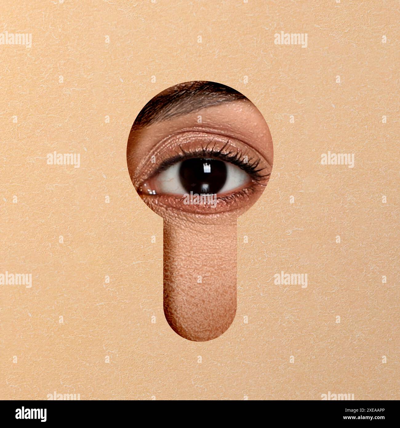 Looking through the key hole hi-res stock photography and images - Alamy