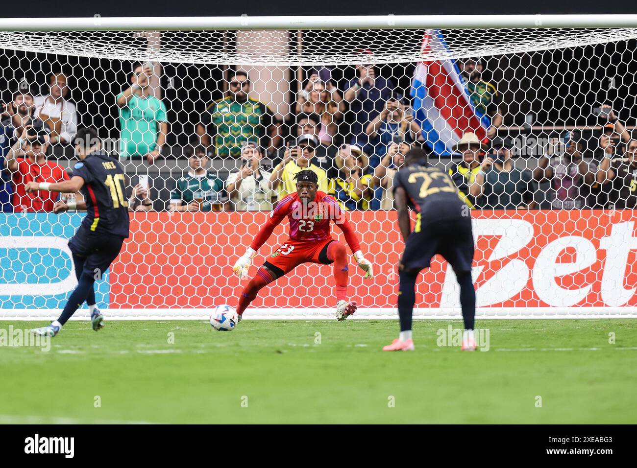 Las Vegas, NV, USA. 26th June, 2024. Jamaica goalkeeper Jahmali Waite ...