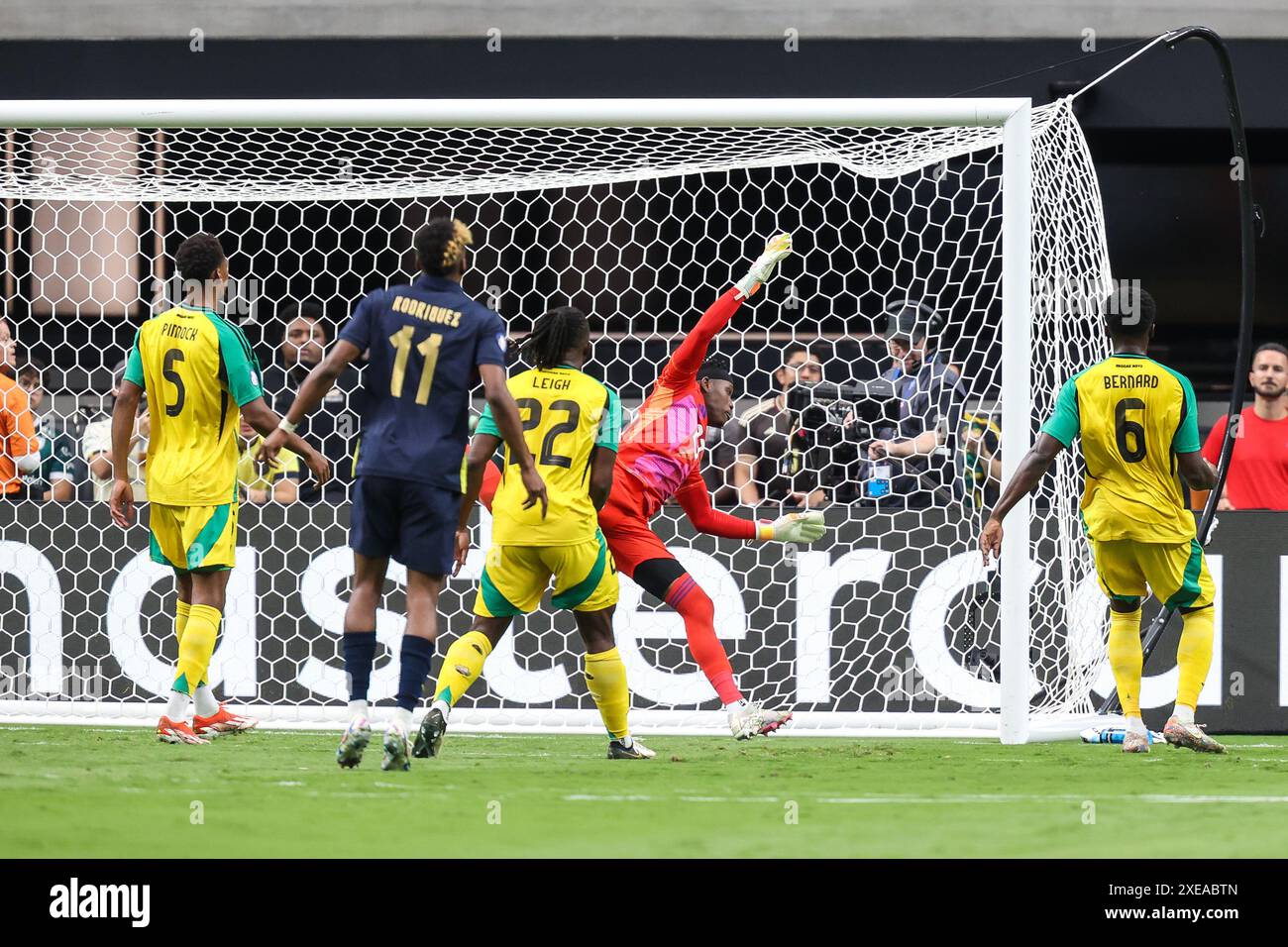 Las Vegas, NV, USA. 26th June, 2024. Jamaica goalkeeper Jahmali Waite ...