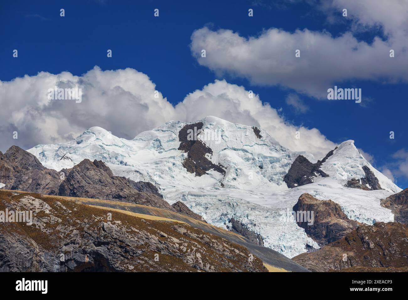 Glaciated environment hi-res stock photography and images - Alamy