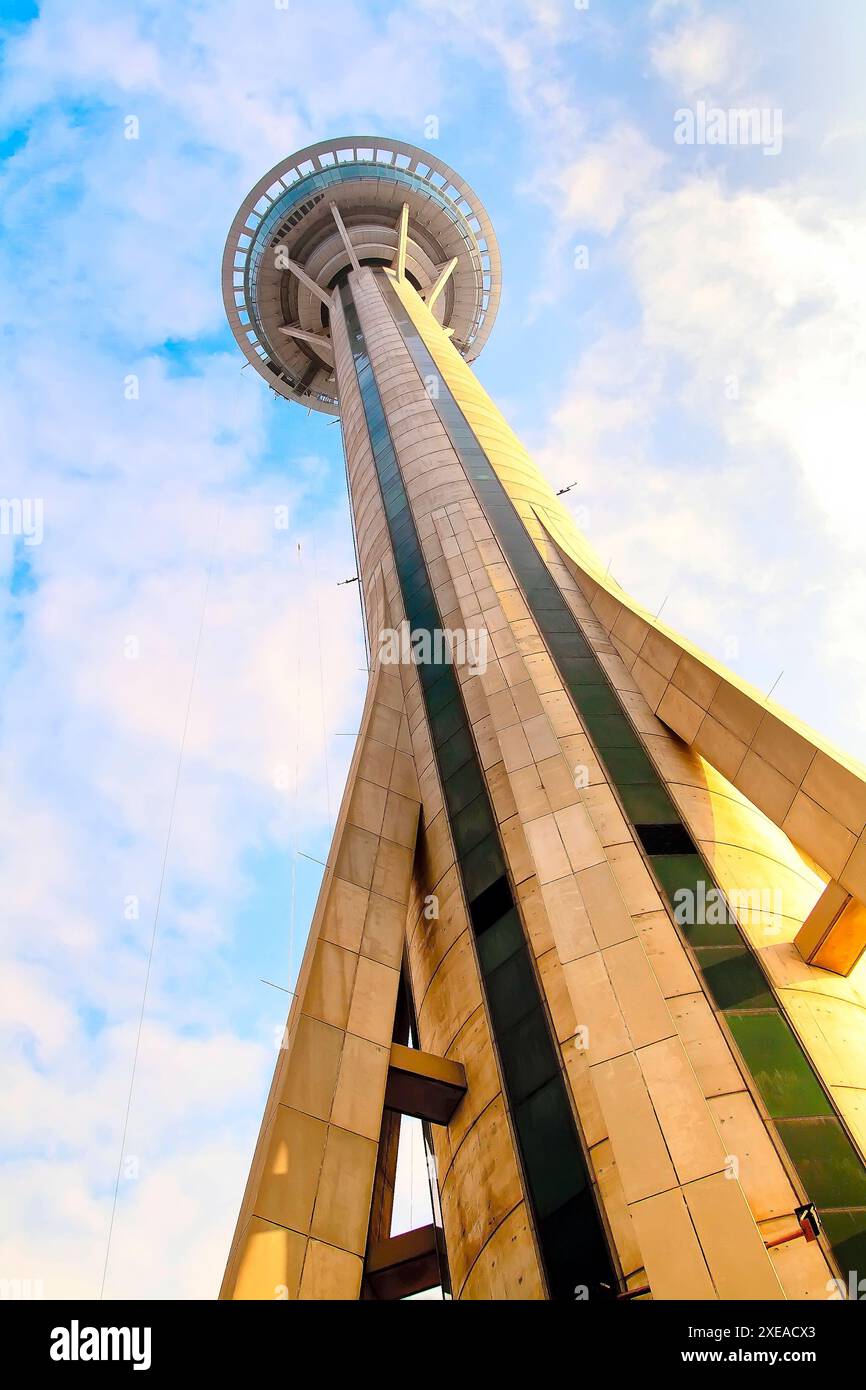 Macau tower skywalk hi-res stock photography and images - Alamy