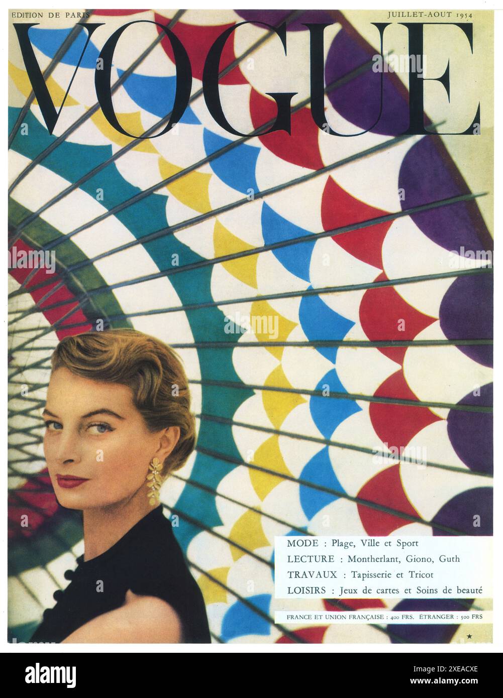 Fashion magazine cover 1950s hi-res stock photography and images - Alamy