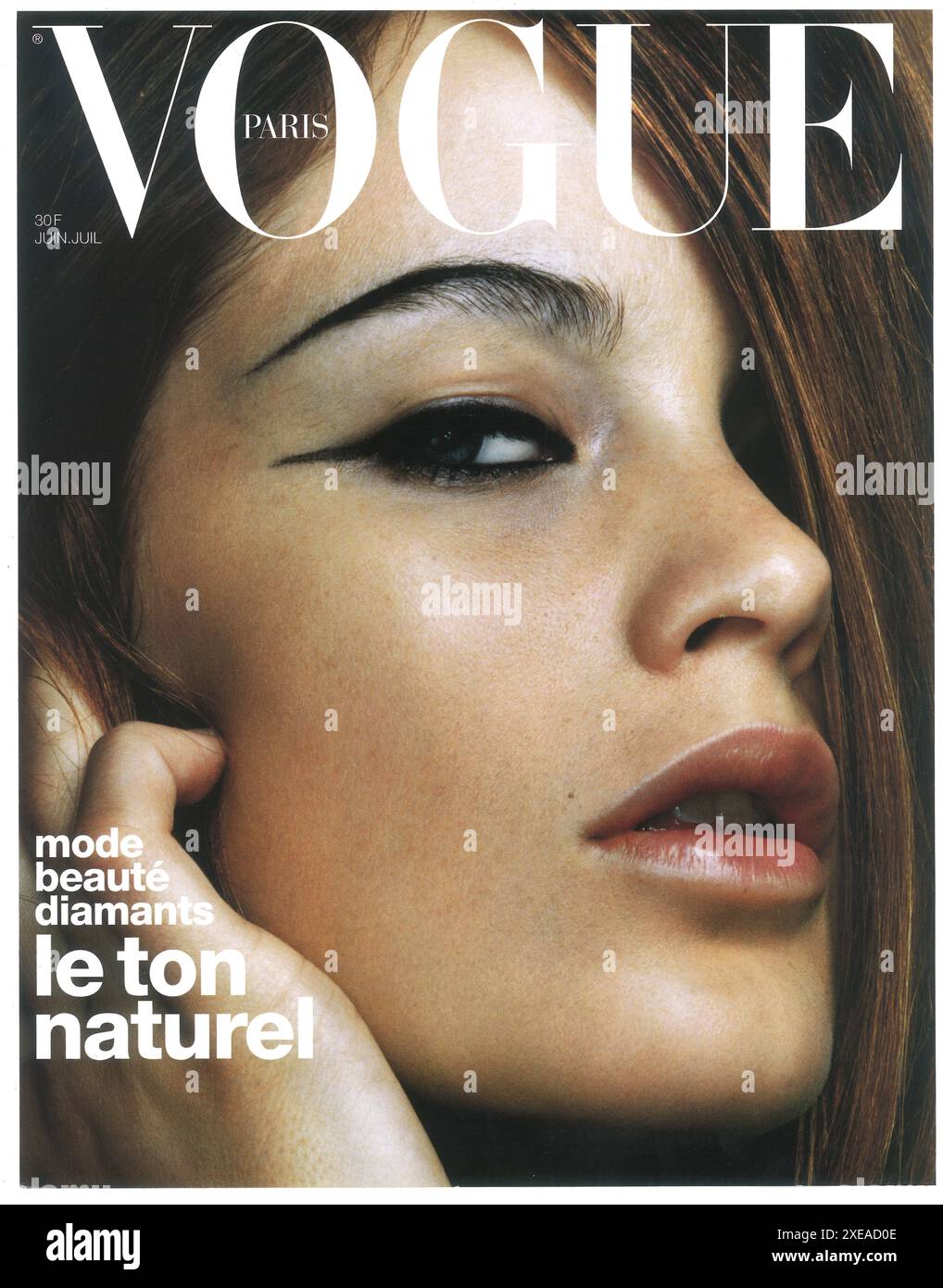 2001 June/July Vogue Paris cover with Carolyn Murphy by Mario Testino ...