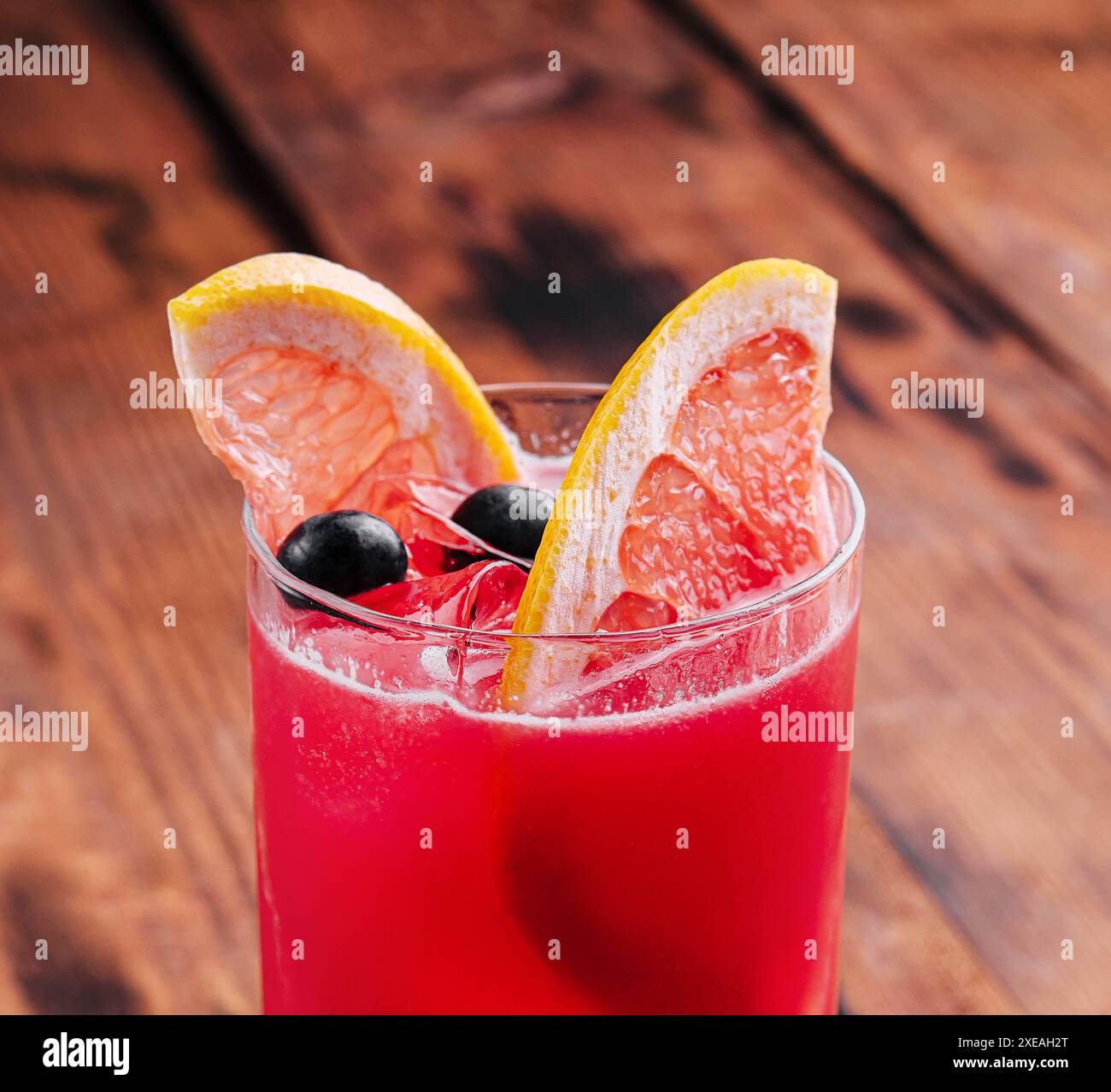 Boozy refreshing sea breeze cocktail with grapefruit Stock Photo - Alamy