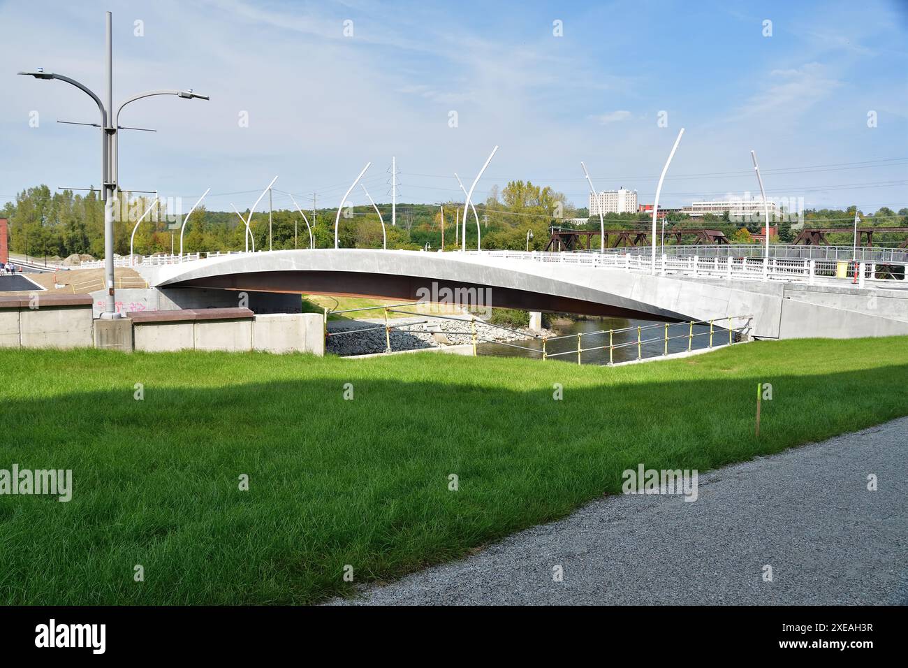 Viaduct beam bridge hi-res stock photography and images - Alamy