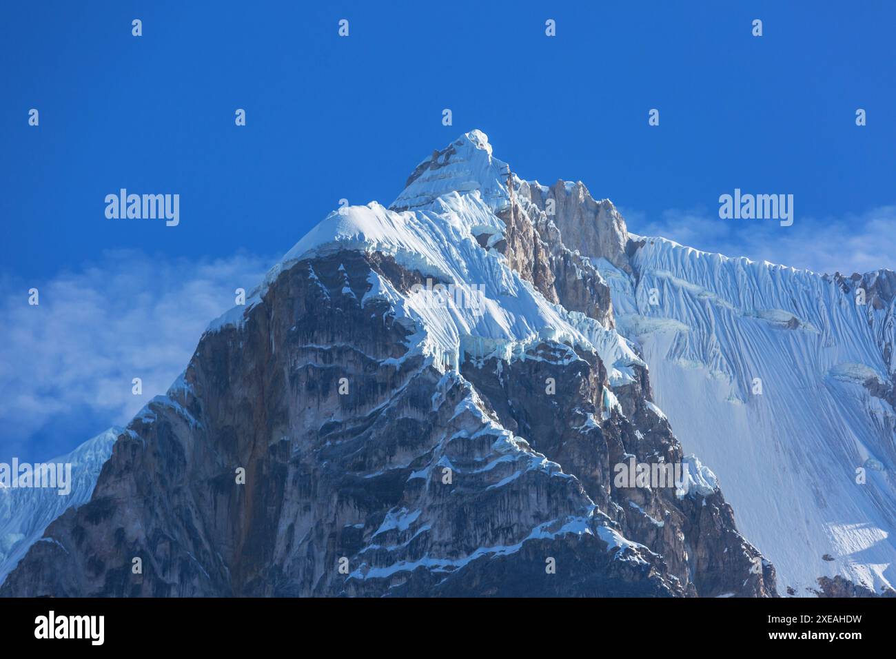 Glaciated mountains sunrise hi-res stock photography and images - Alamy