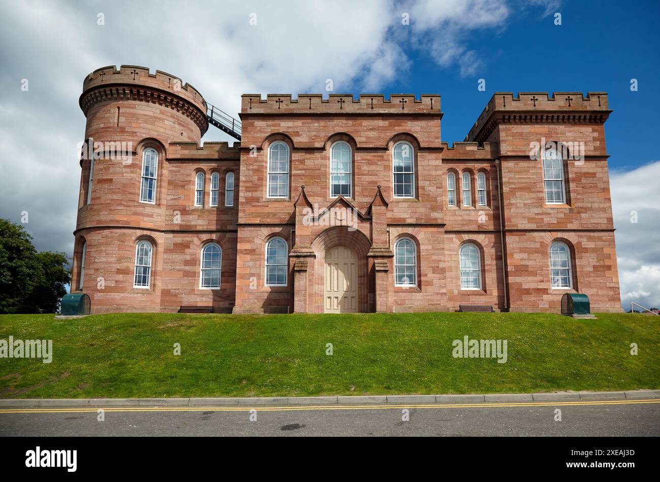 Castle on the River Ness in Inverness, Inverness-shire, Scotland Stock ...