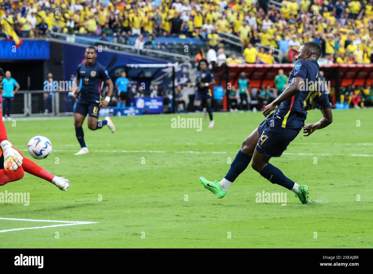 Las Vegas, NV, USA. 26th June, 2024. Ecuador midfielder Alan Minda (14 ...