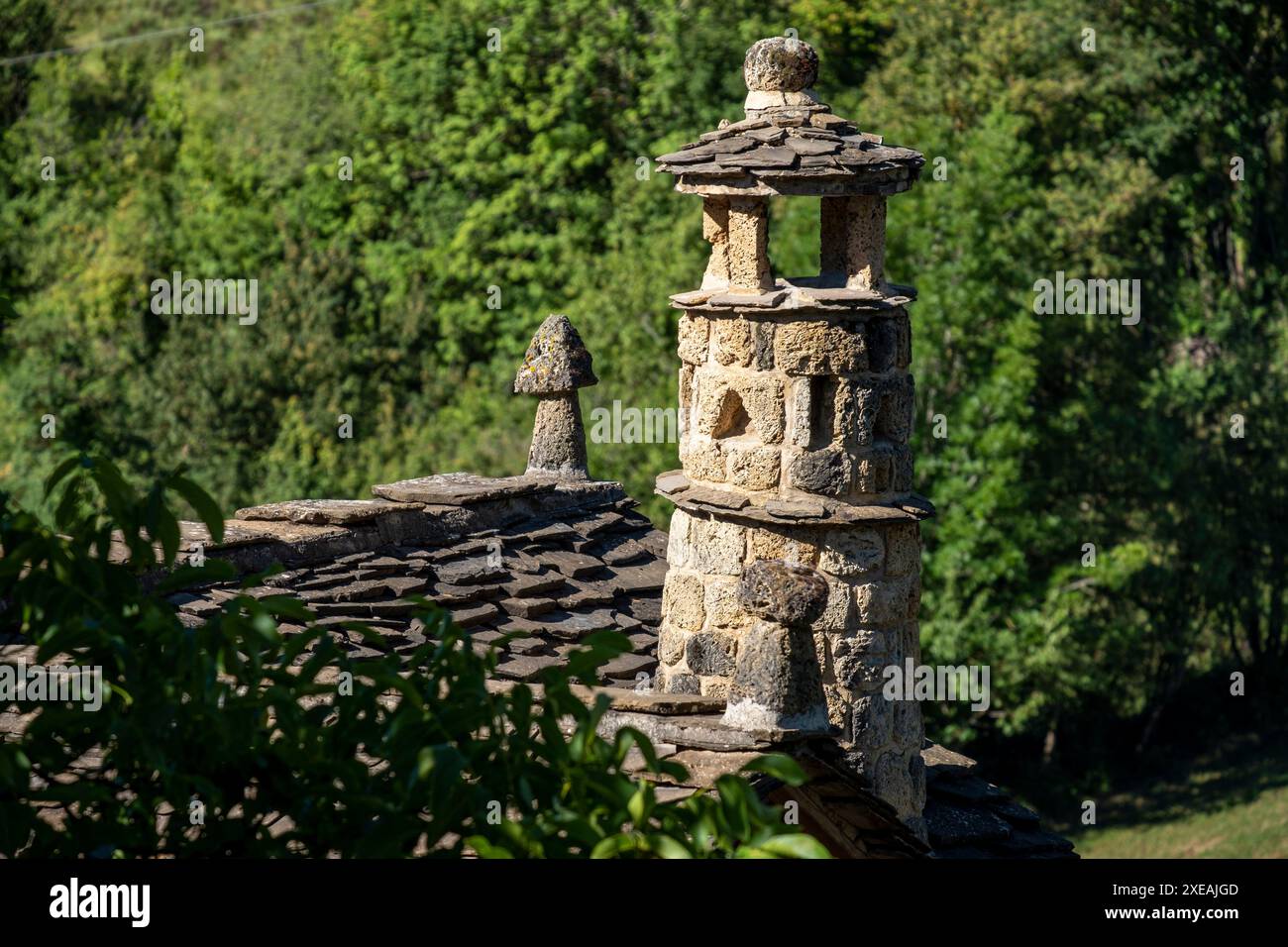 Traditional fireplaces hi-res stock photography and images - Alamy