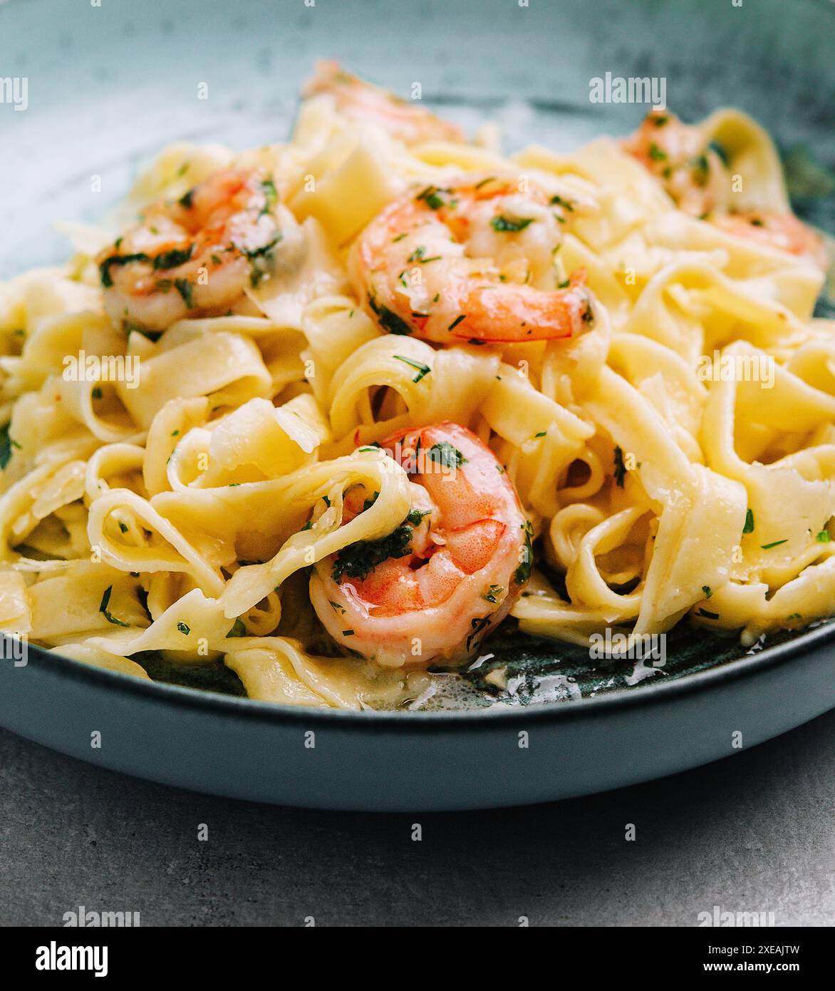 Cooked fresh fettuccine pasta hi-res stock photography and images - Alamy
