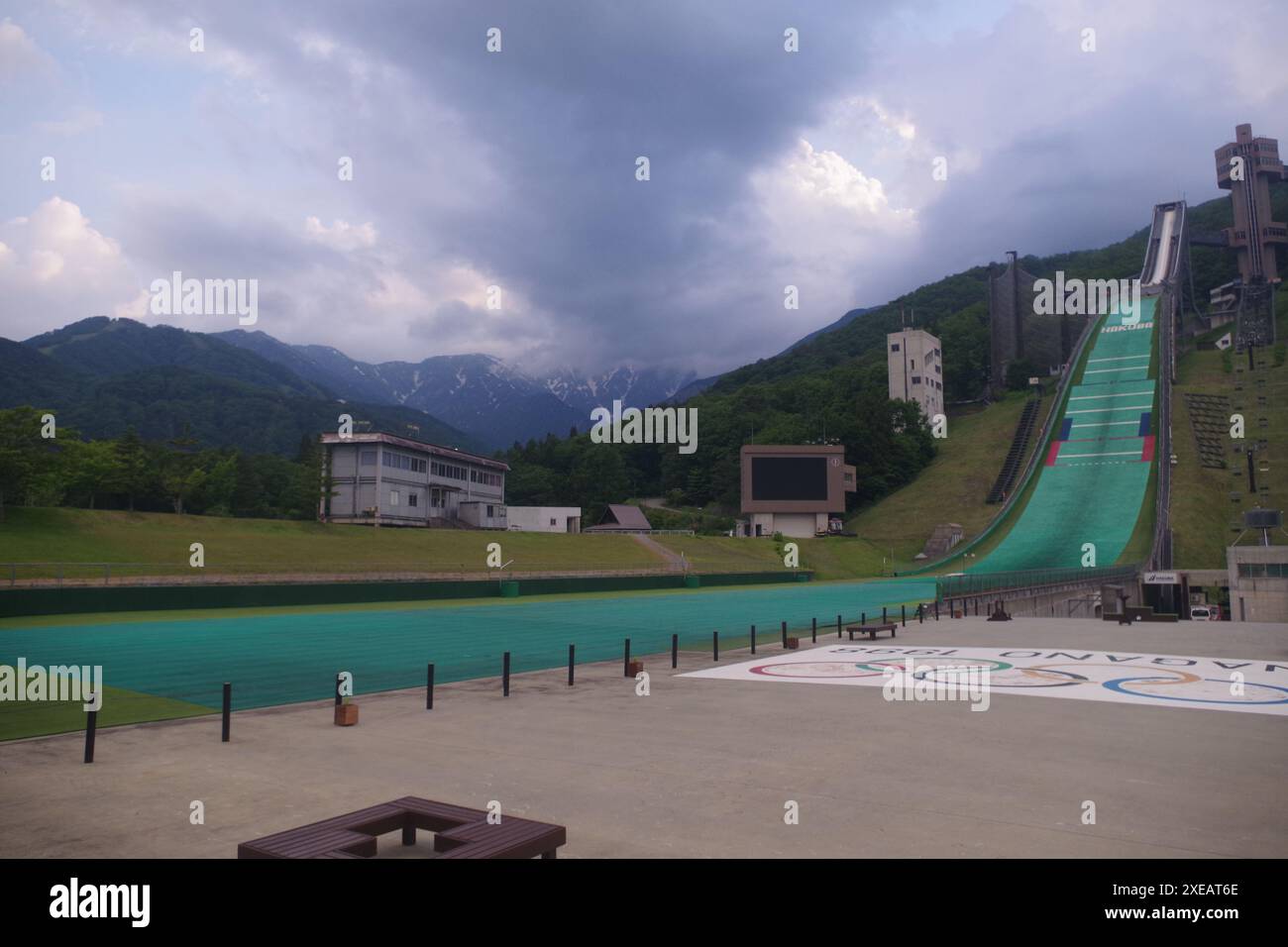 High jump olympics japan hi-res stock photography and images - Alamy
