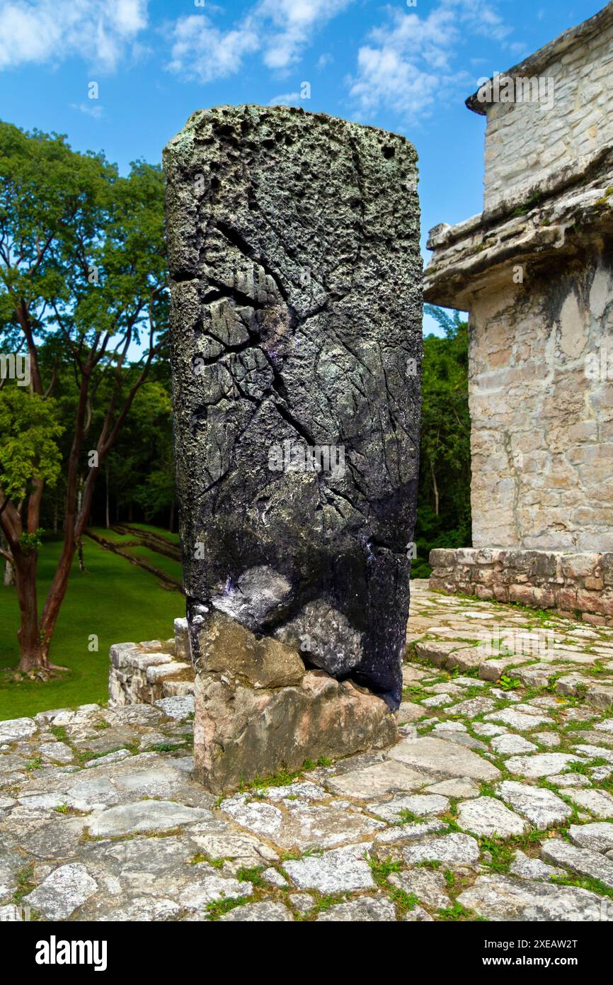 Mayan stonework hi-res stock photography and images - Alamy