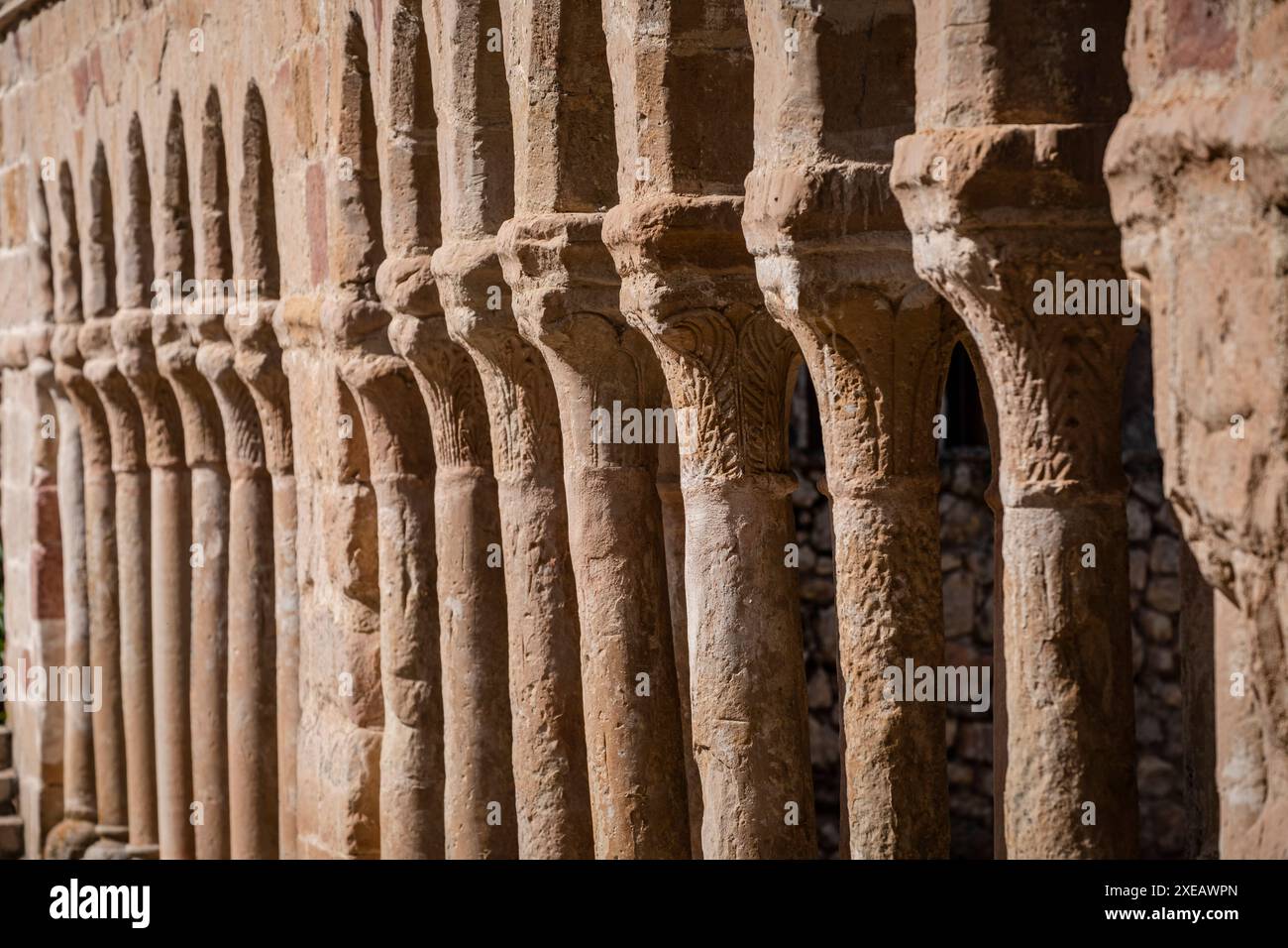 Arcaded gallery of semicircular arches on paired columns Stock Photo ...